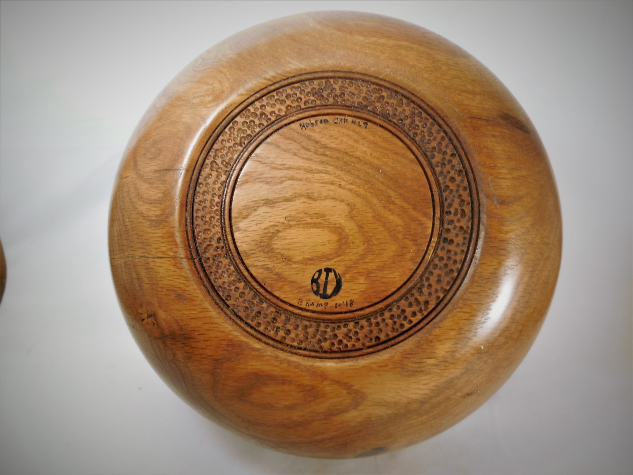 Hobson Oak Auction Items - Loaves & Fishes